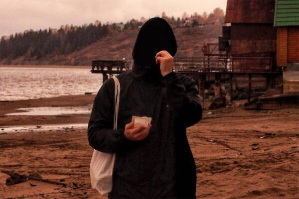 «Надеюсь, вы очень быстро покинете город». Беседа с уличным художником ...