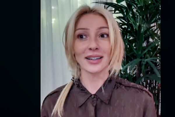 Настя Ивлеева принесла извинения за «почти голую вечеринку Спектр